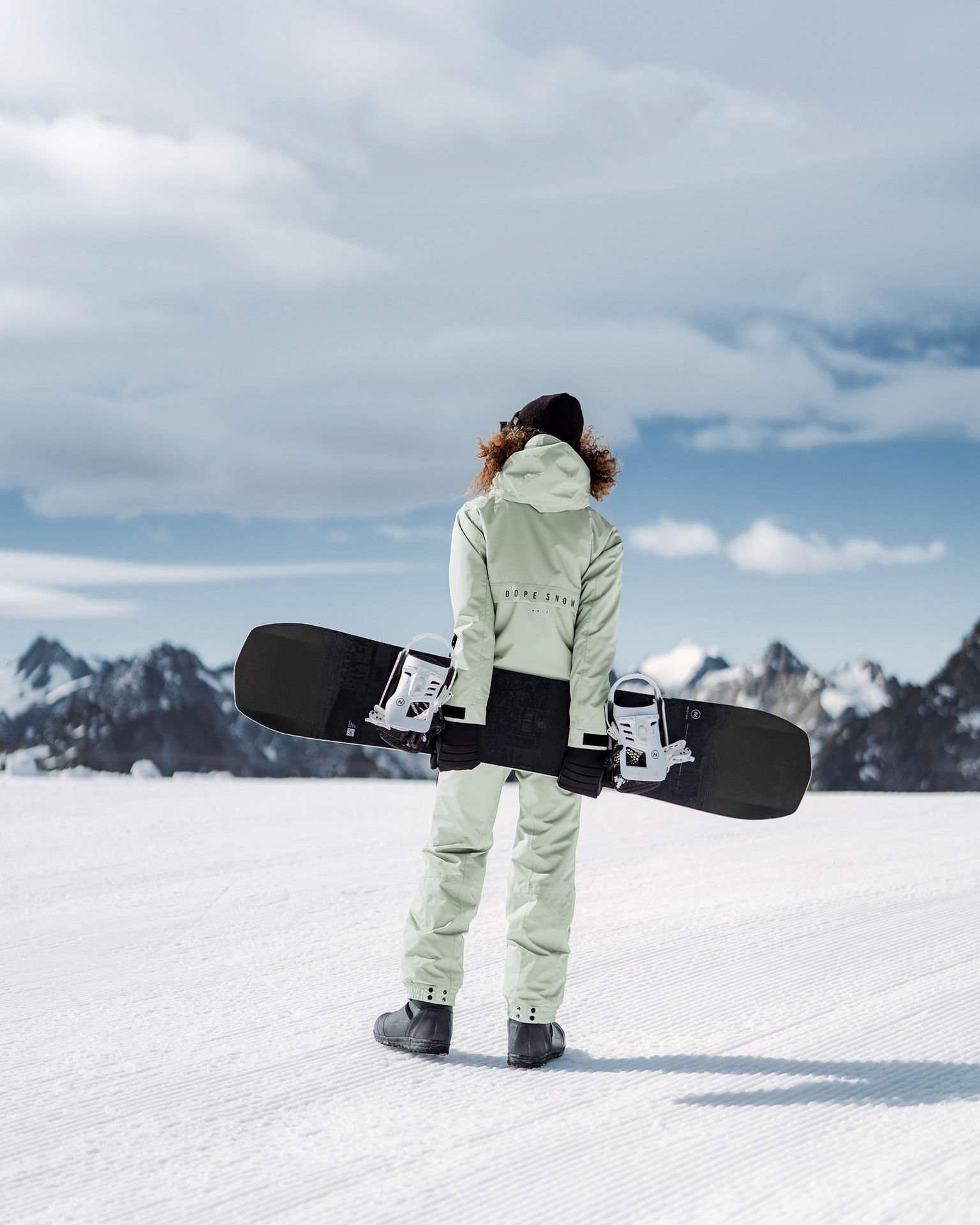 Les deux positions en snowboard - goofy vs regular | Dope Mag